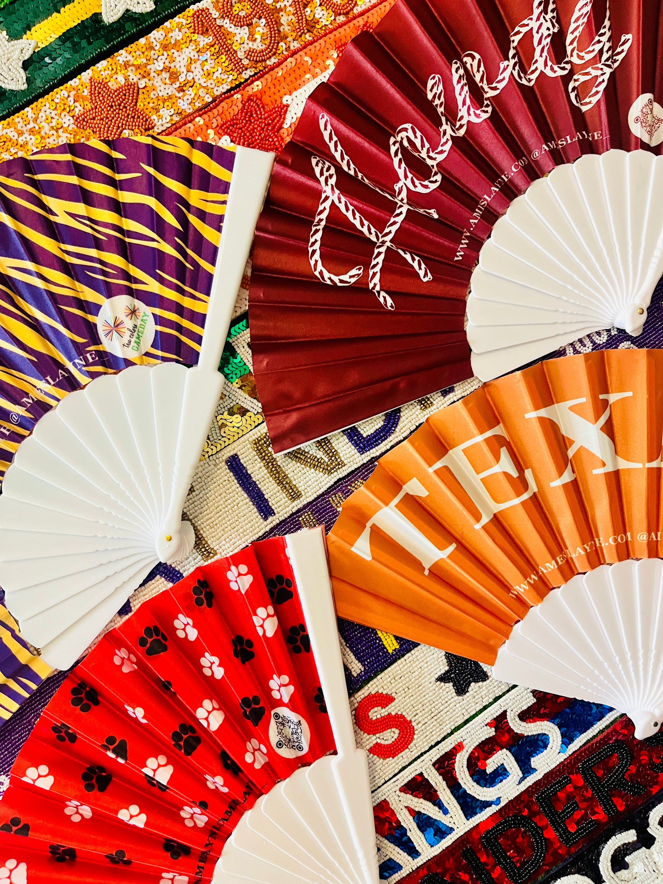 1 FAN” Original Gameday Spirit Fan – AmesLayne